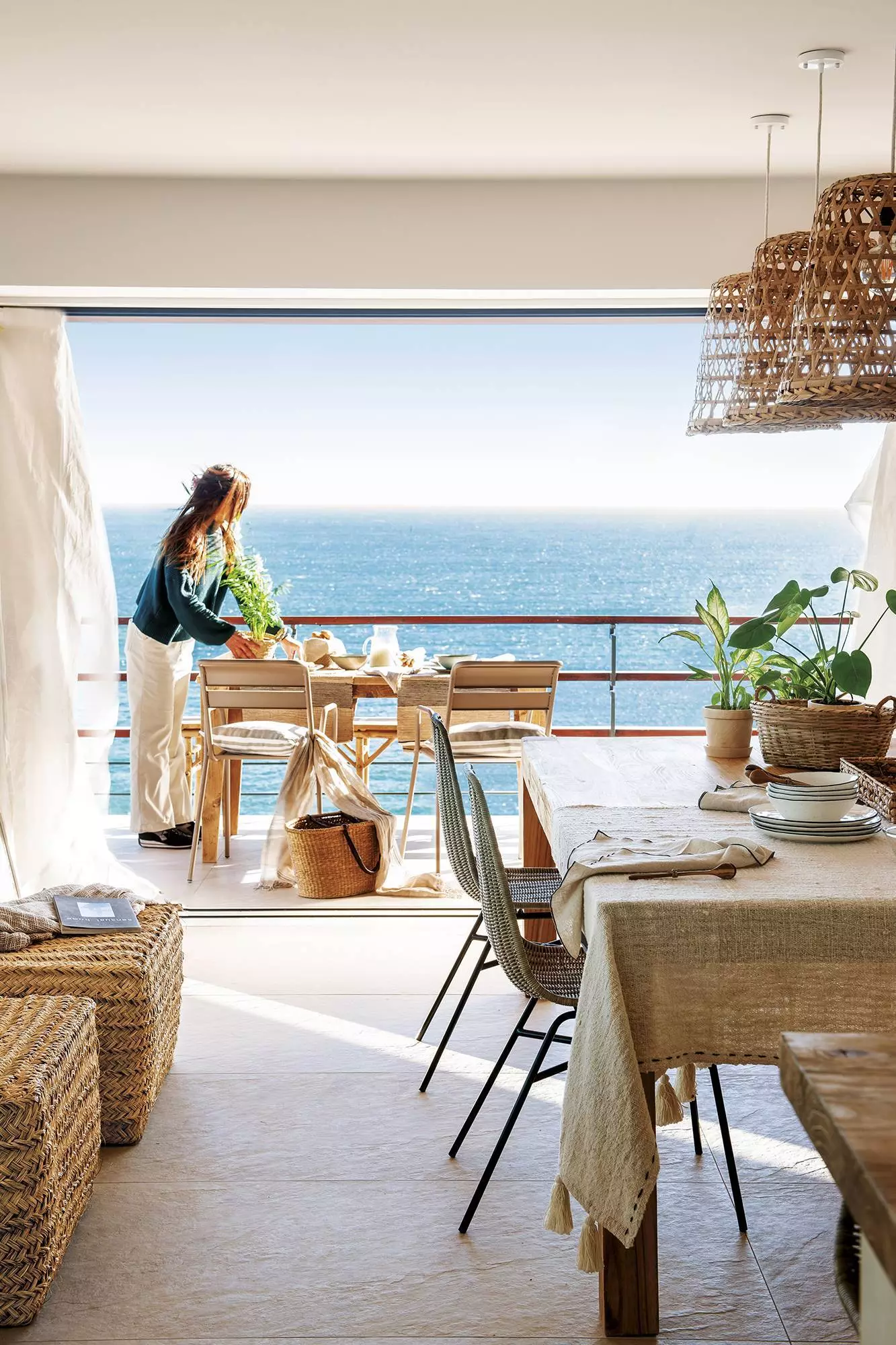 A spectacular apartment on the beach