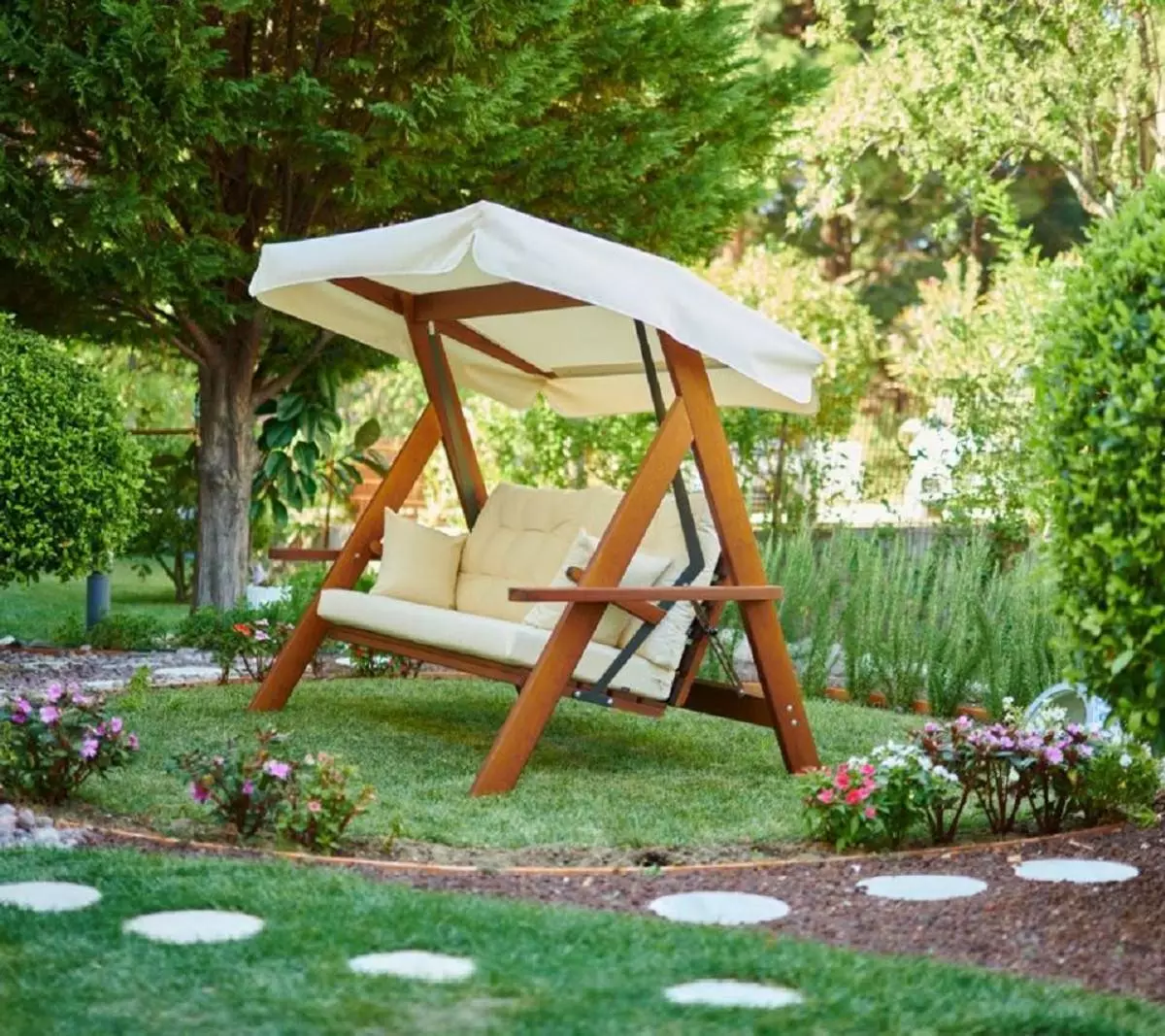 Amazon Garden Swing