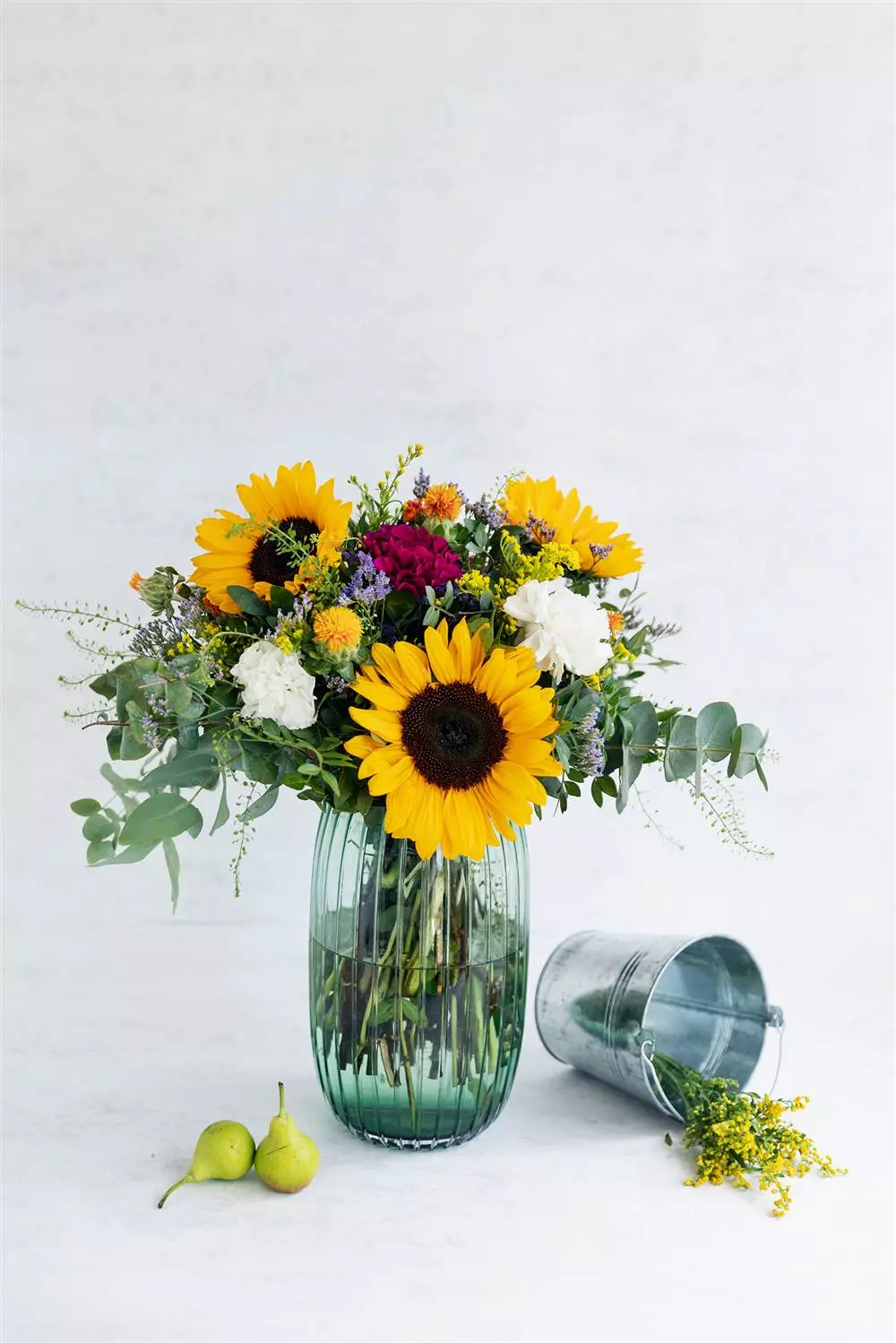 Colvin Funny Honey Sunflower Bouquet