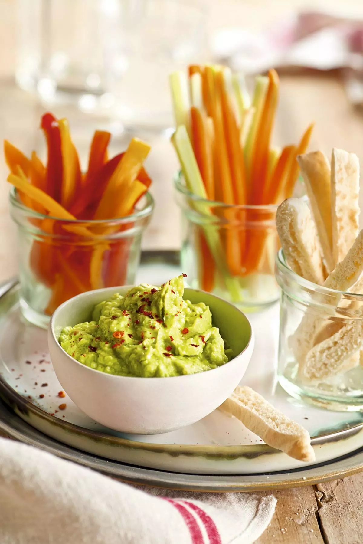 Crudités-karo-guacamole-00436628