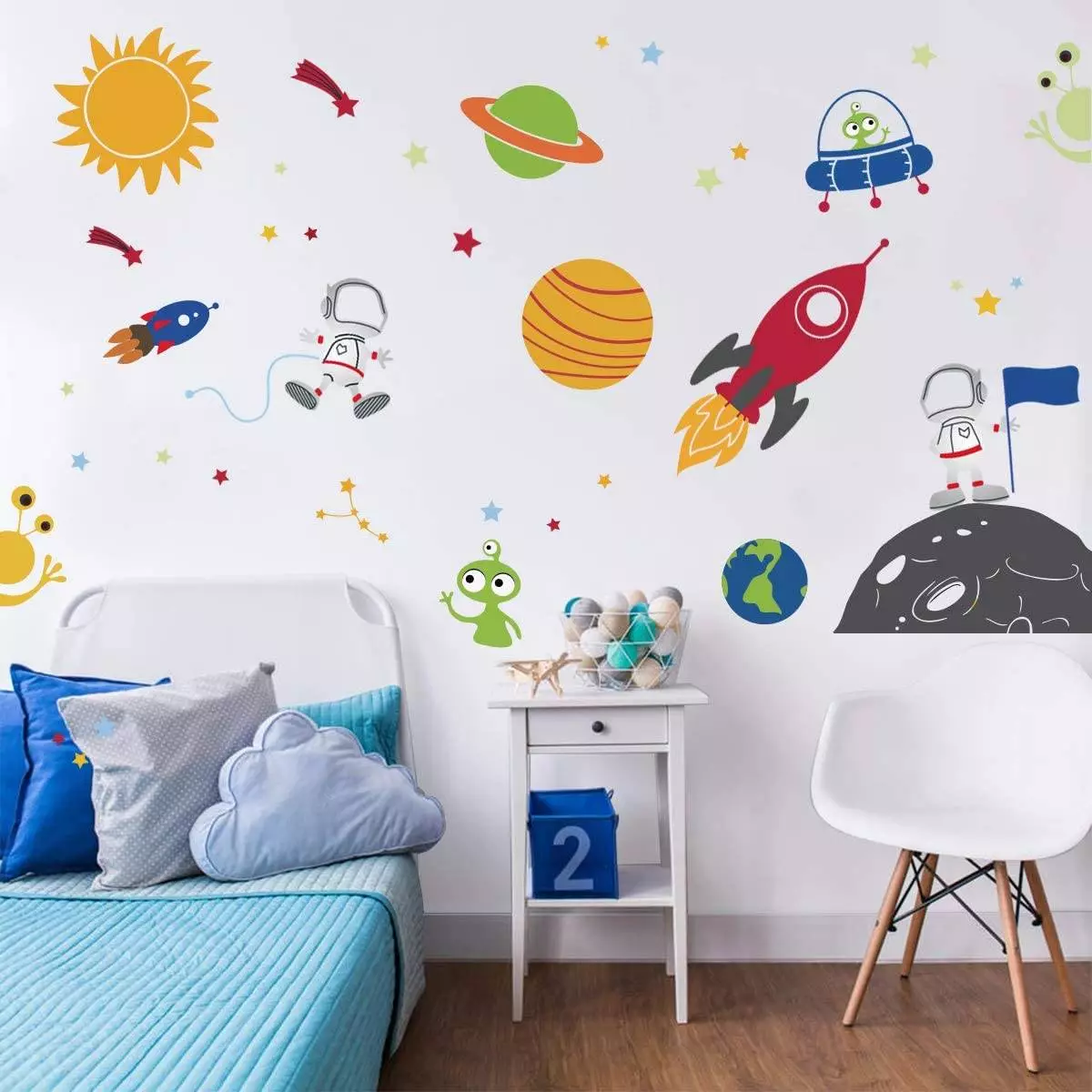 chomata cha amazon space wall