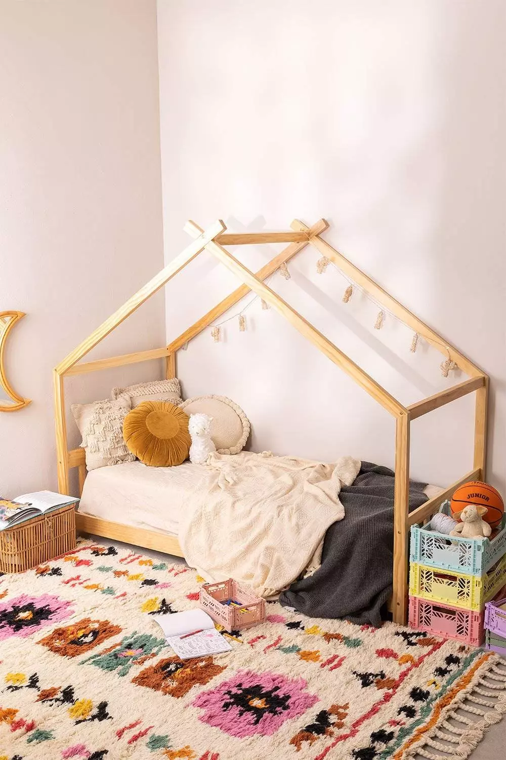 Lit maison en bois pour enfants Sklum