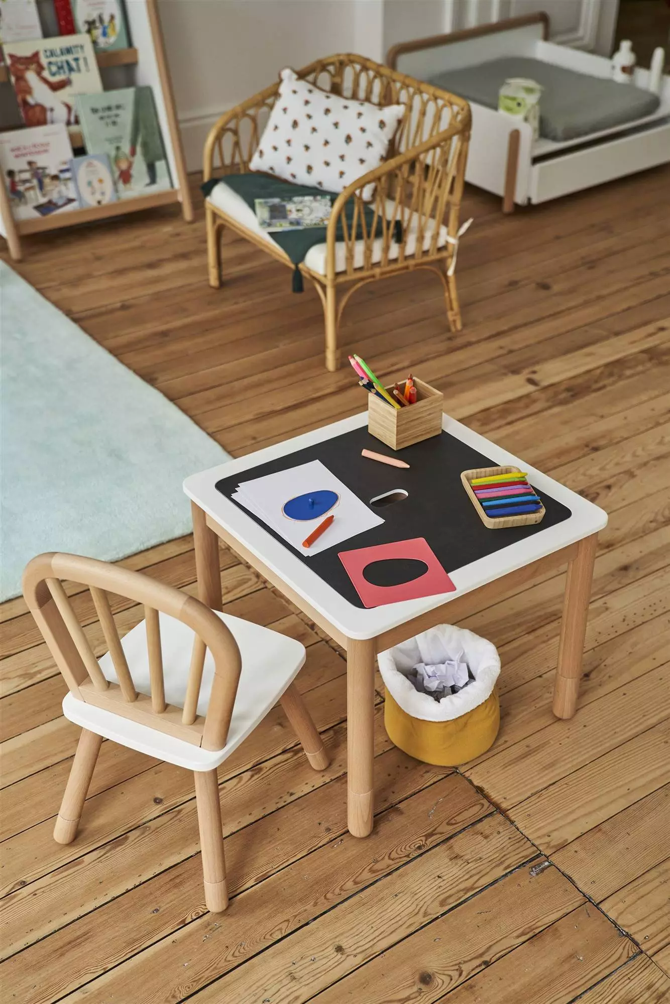 La Redoute Montessori Developmental Activity Table