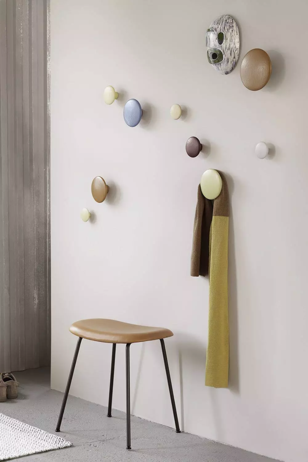 Hanger ea mebala The Dots Muuto