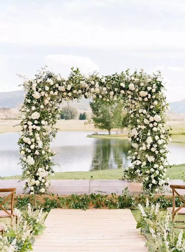 Floral arch ni ita gbangba igbeyawo, Pinterest