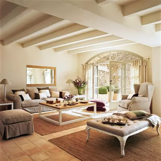 Isang rustic at French-style na sala