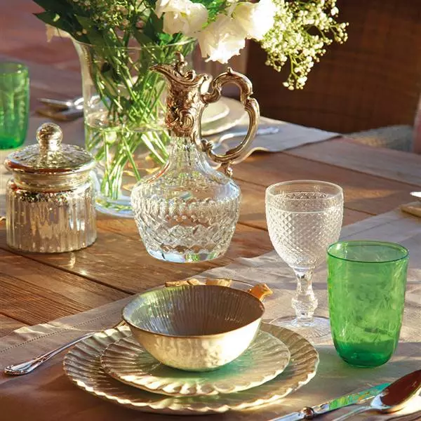 Glassware detail on outdoor wooden table