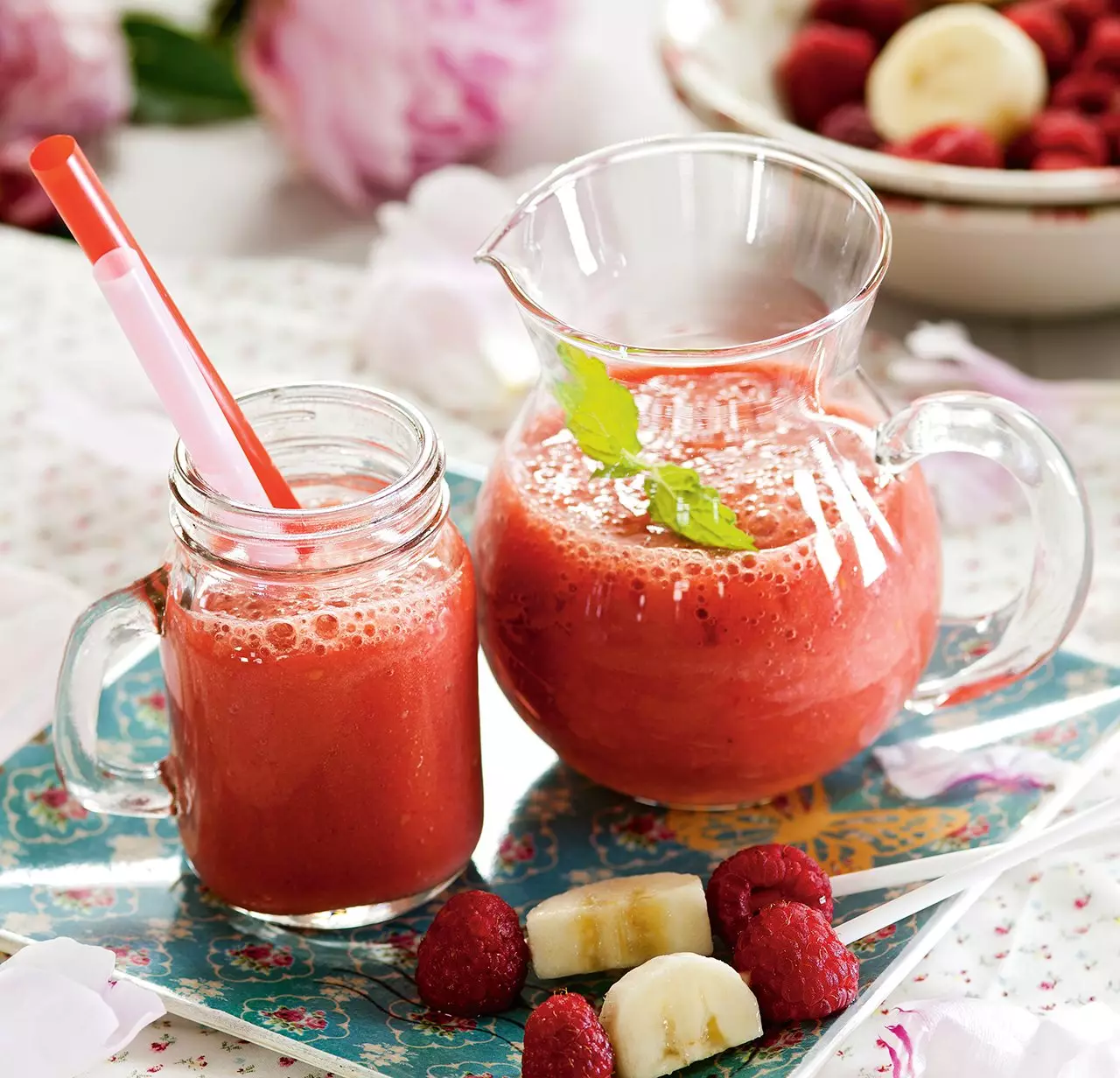 Indlela yokwenza i-raspberry smoothie 2930_1