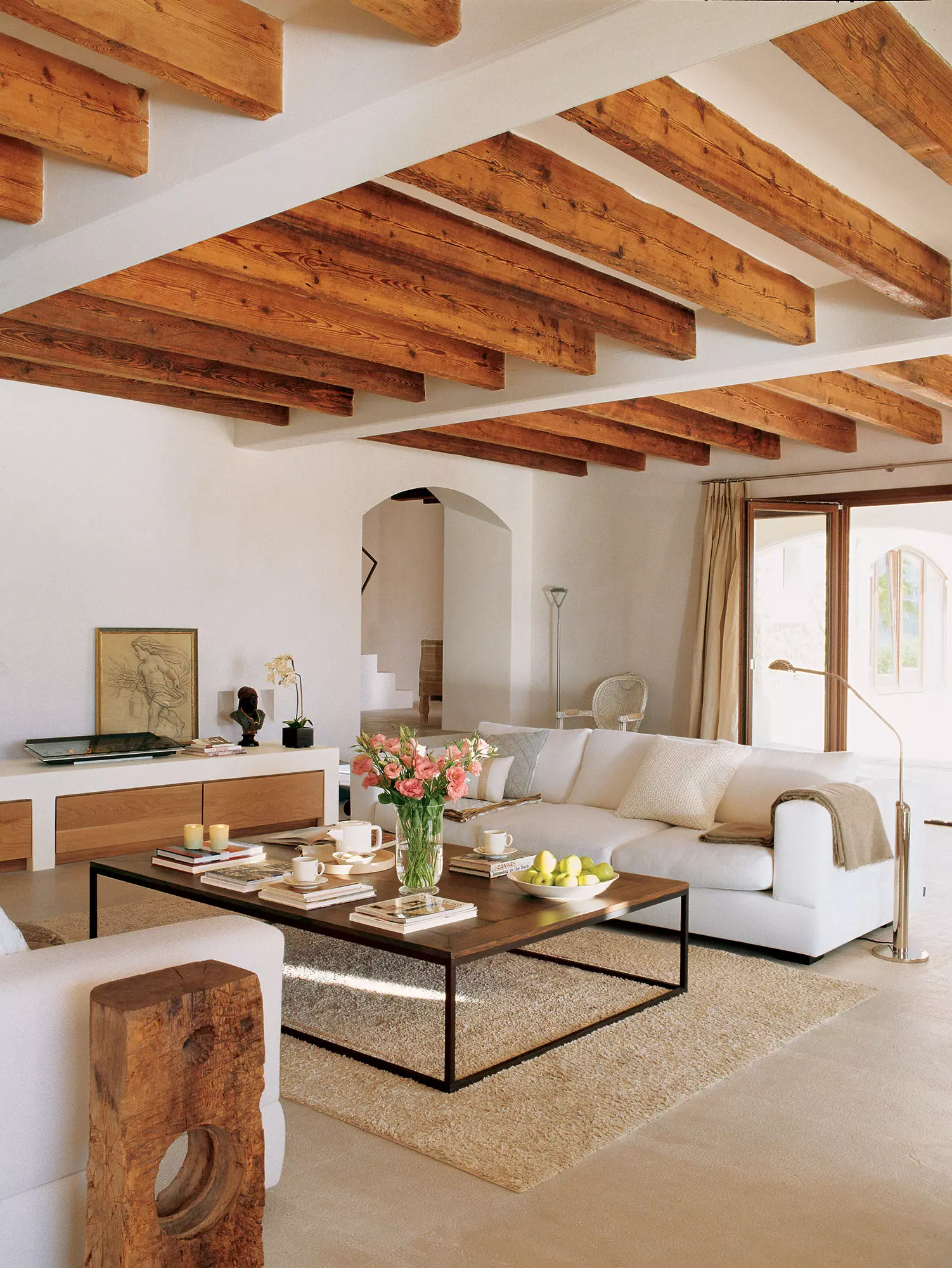 Decorate with beams: with an eye on the ceiling 3374_6