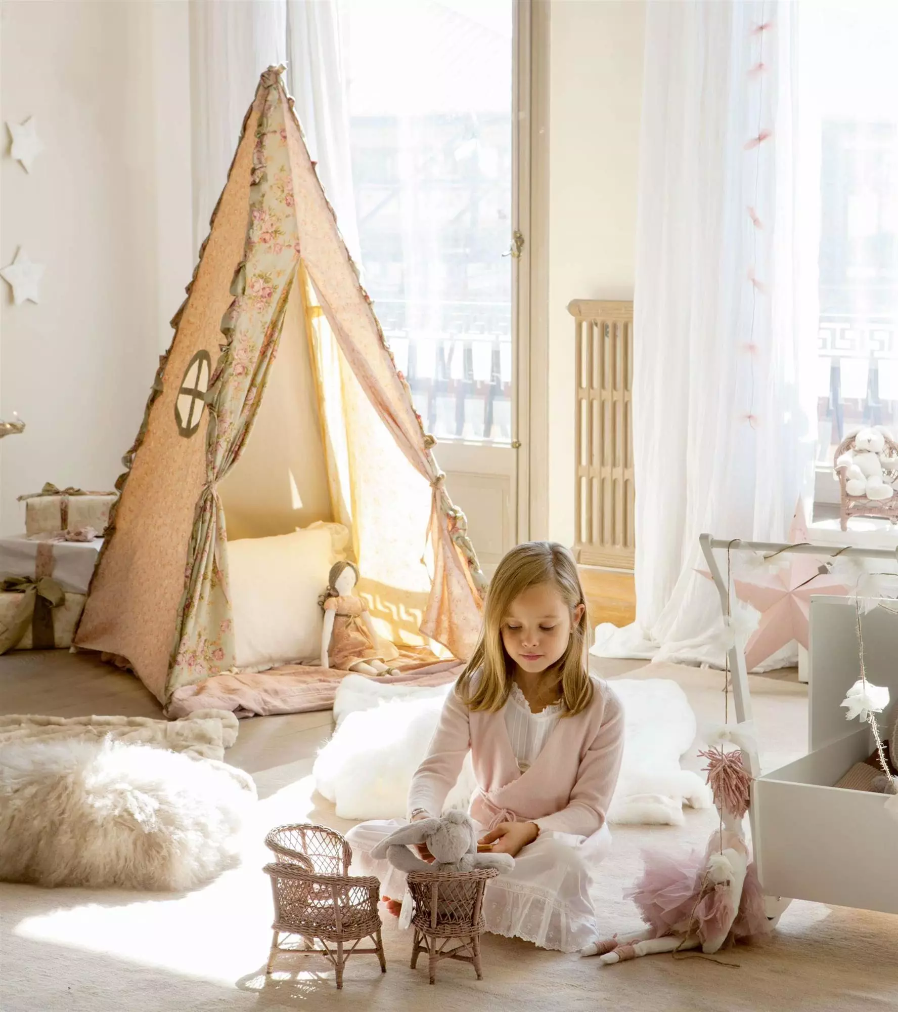 Teepees vir kinders: die mode-bykomstigheid vir kinderkamers 4751_19