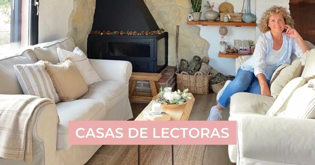 Readers' houses: the super country house with sofas and an open kitchen from IKEA by Gemma in a town in Tarragona