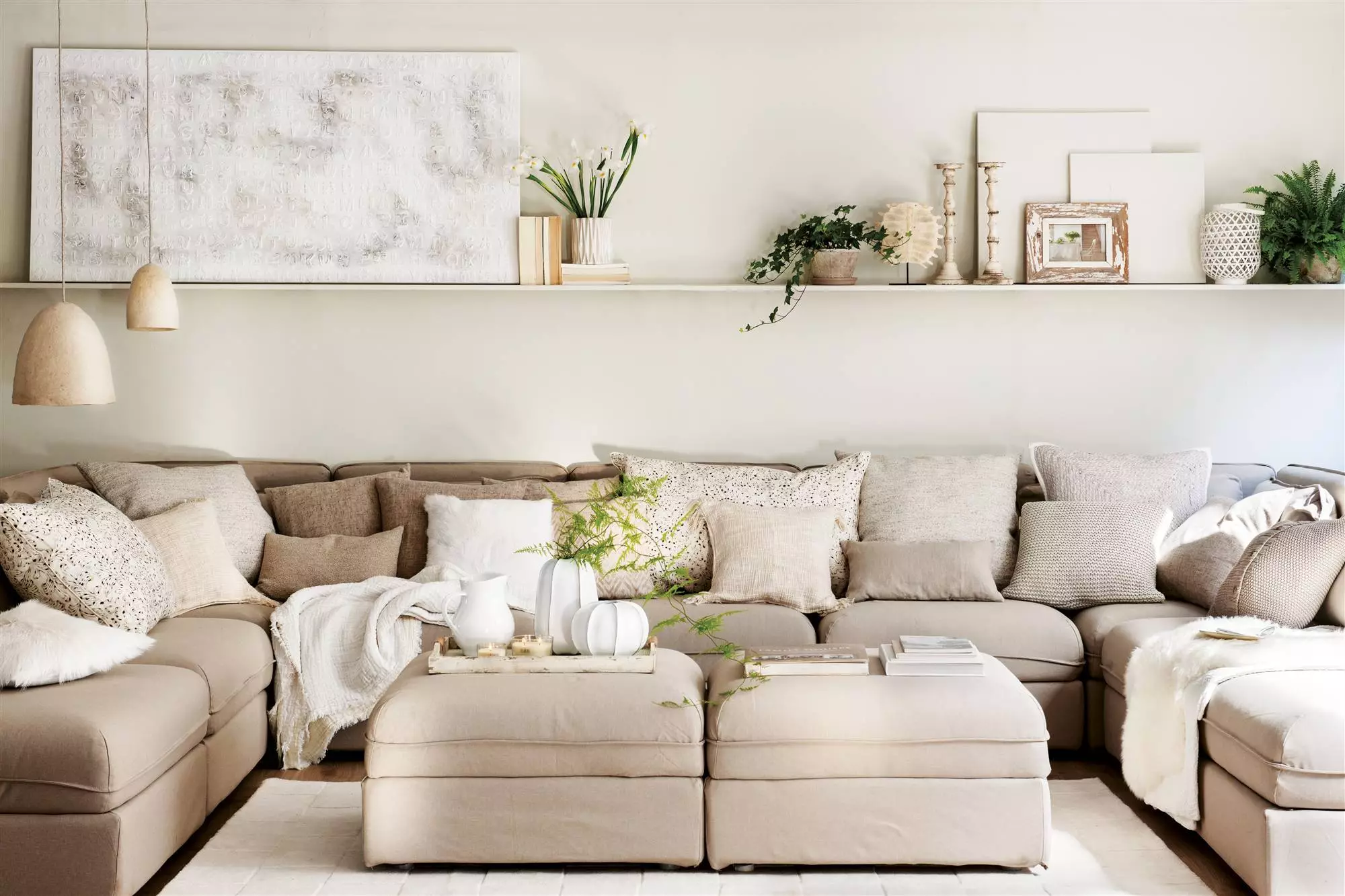 Living room decorated in white