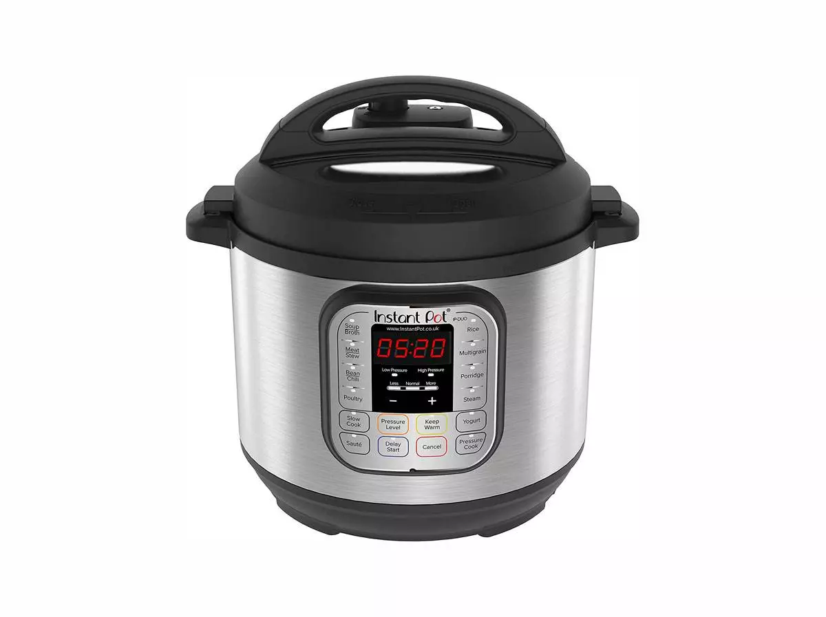 amazon-black-friday-kichen-accessories-programmable-pressure-cooker-B00OP26T4K