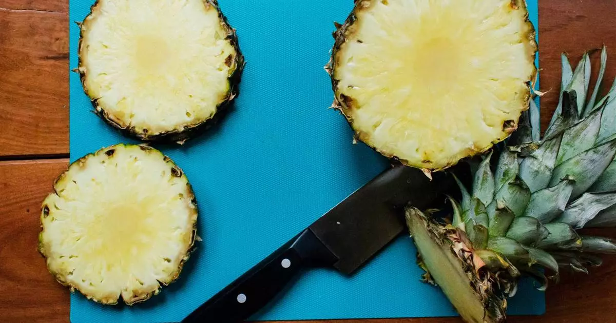 Aprende a plantar piña nunha maceta: paso a paso para gozar desta deliciosa froita na casa