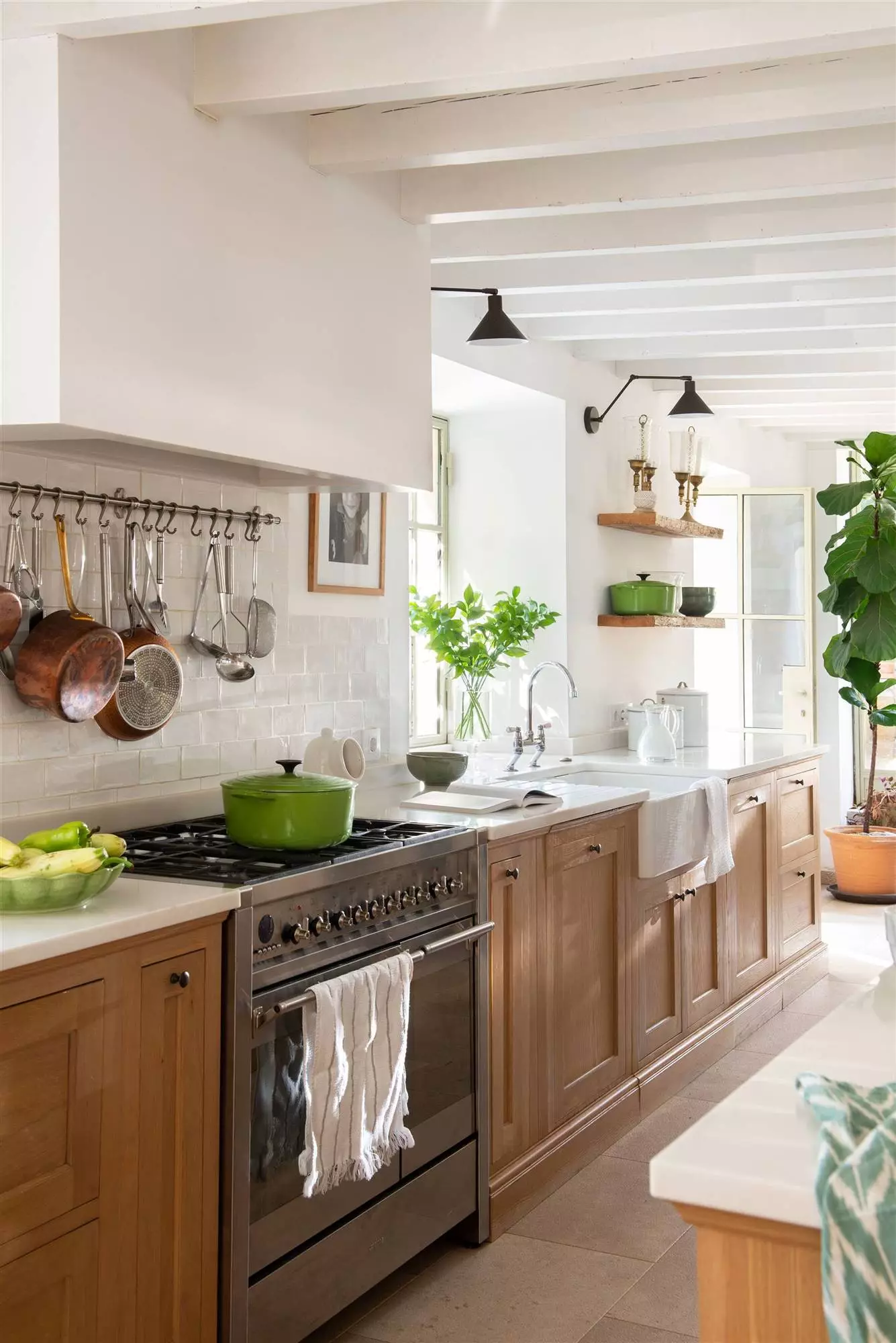 Quale piano di lavoro scegliere in base al colore della cucina.