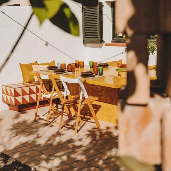 A small village house from the 70s next to the Mediterranean, renovated