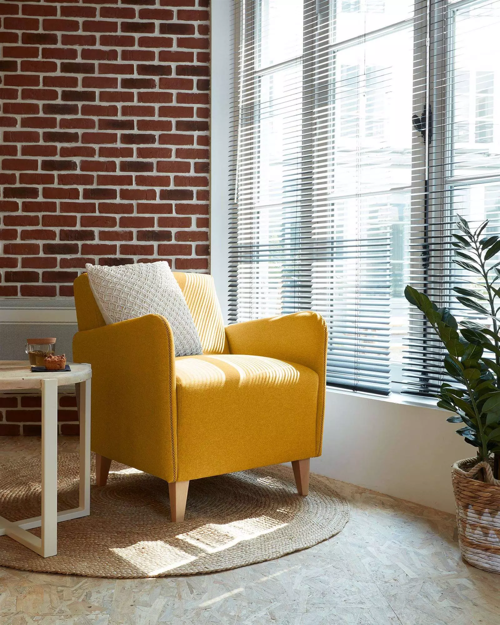 armchair-stua-mustard kave home