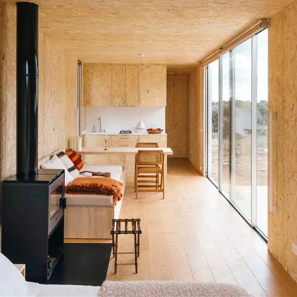 Tampilan dawa saka telung kamar ing Tiny Home ing Cuenca