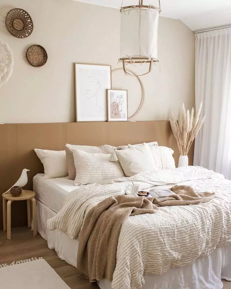 Beige dekoreret soveværelse fra Pinterest