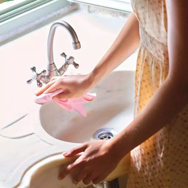 20 Things You Do Wrong When You Clean With Bleach